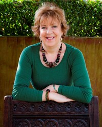 Book Review: The Winter Crown (Eleanor of Aquitaine #2) by Elizabeth ...